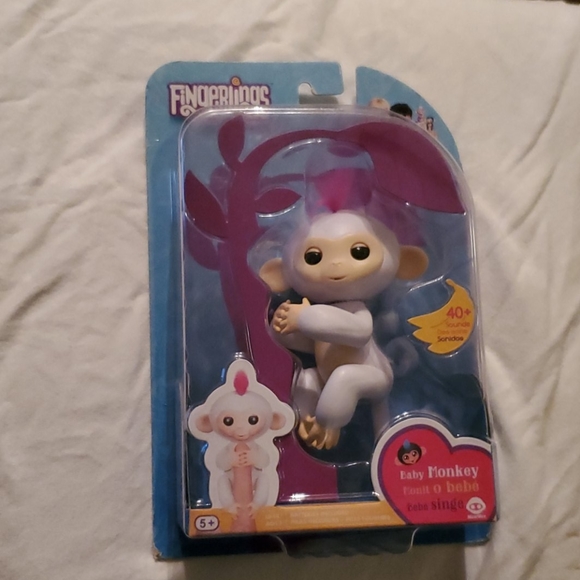 Wow wee | Toys | Fingerlings Baby Monkey Sophie White | Poshmark